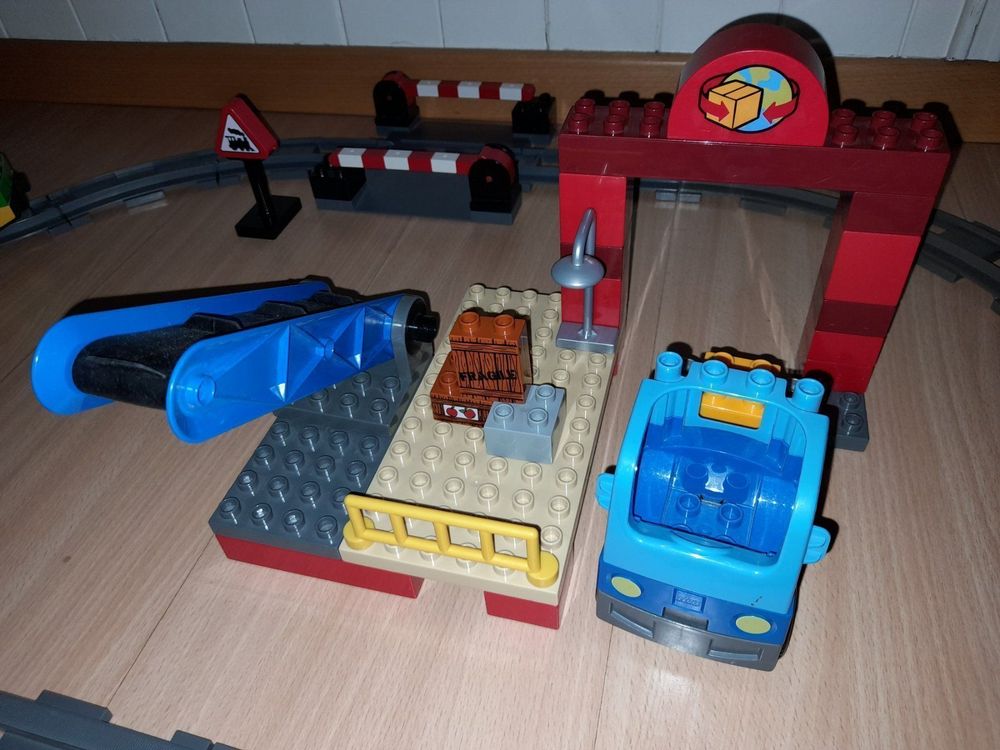 Lego Duplo elektrische Eisenbahn 5609 (Gebraucht) in Rorschacherberg für CHF 72 – mit Lieferung ...