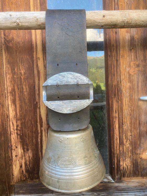 Albertano Freres Bulle 12 er Glocke (Gebraucht) in Lauenen b. Gstaad ...