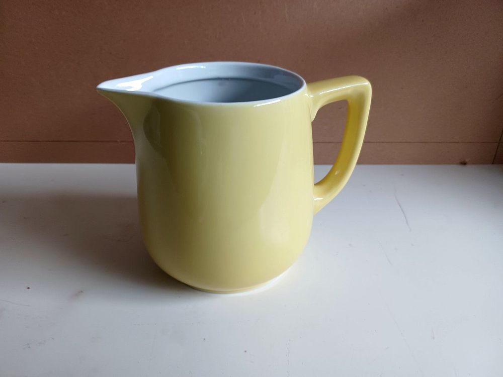 RÖSSLER Krug Gelb 0,75 Liter -C57 (Gebraucht) in Morges für CHF 17 – mit Lieferung auf Ricardo ...