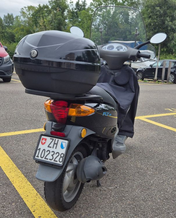 PIAGGIO Fly 125 4-T, mit Top Case, Scheibe und Decke (Gebraucht) in ...
