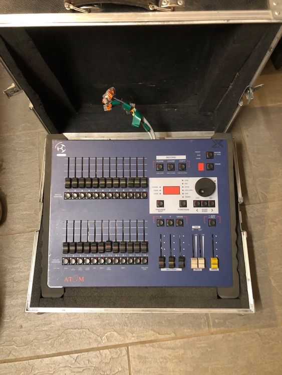 Lichtpult DMX LSC Atom 12/24kanal mit Case (Gebraucht) in Lütisburg ...