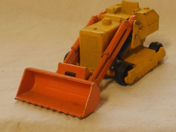 MATCHBOX KING SIZE NR. 8 CATERPILLAR TRAXCAVATOR BESPIELT | Kaufen auf ...