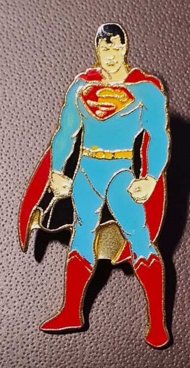 S701 - Pin Comic Held Superheld Superman (Gebraucht) in Reinach BL für ...