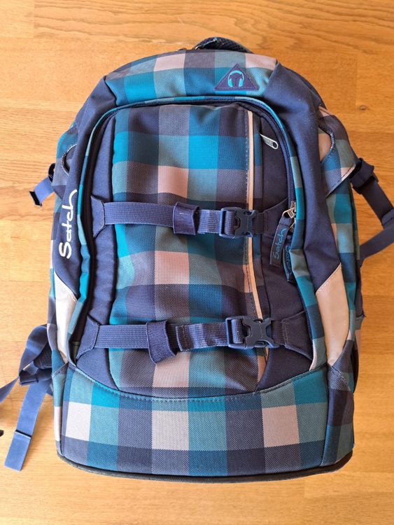 Satch Schulrucksack blau-türkis kariert (Gebraucht) in für CHF 5 – mit ...