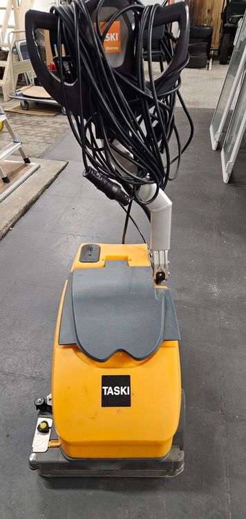 TASKI swingo 350 E Scheuersaugmaschiene | Kaufen auf Ricardo