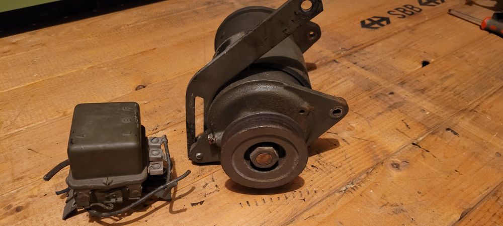 Dynamo 12V pour moteur hurlicane Jeep Willys (Gebraucht) in Vérossaz ...
