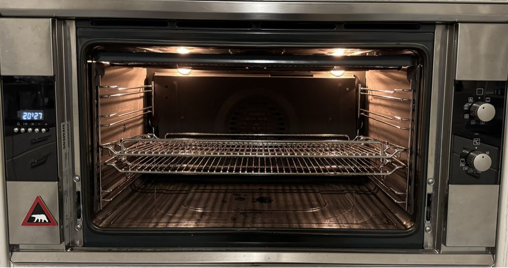 Siemens Backofen 90cm HB933R51 (Gebraucht) in Egg b. Zürich für CHF 1 ...