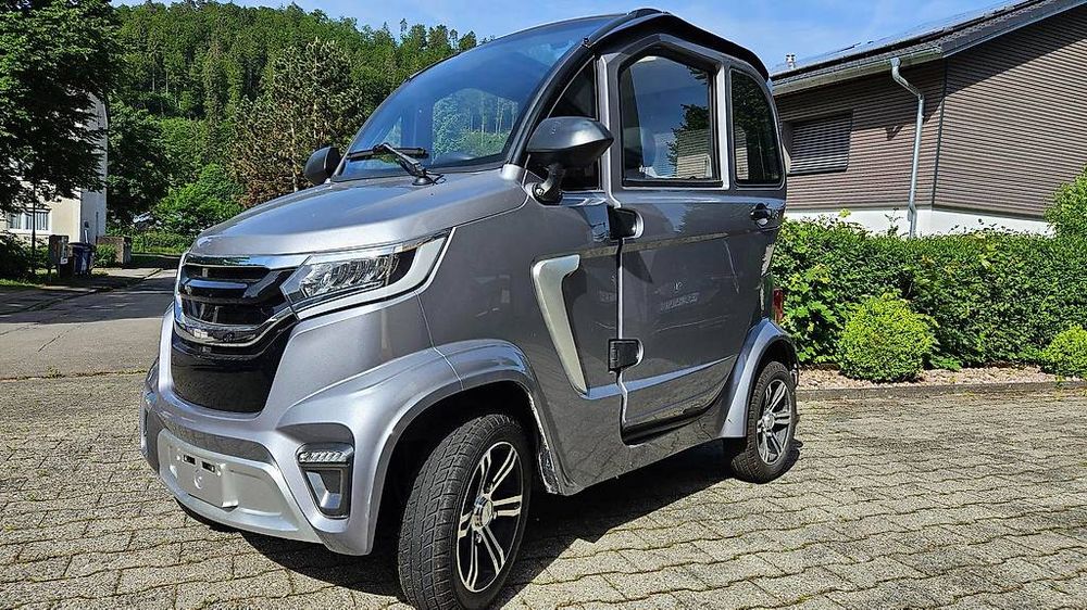 Elektro Kabinenroller 100 Km H Gebraucht