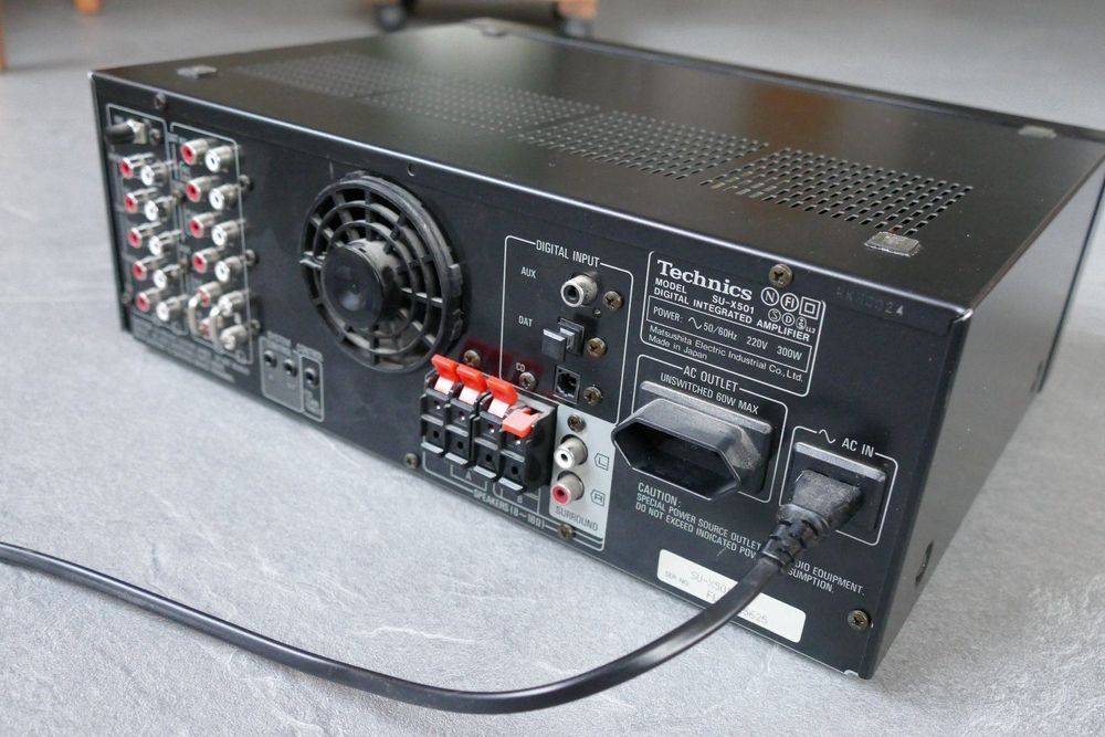 Technics SU-X501 Digital Integrated Hi-Fi Amplifier Internal (Gebraucht) in Trimbach für CHF 100 ...