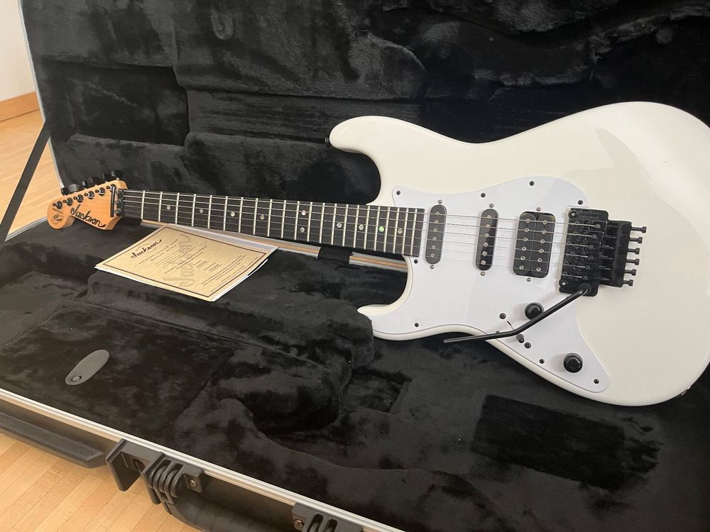 Jackson USA Series Adrian Smith Signatur SD 2022 Left handed | Kaufen ...