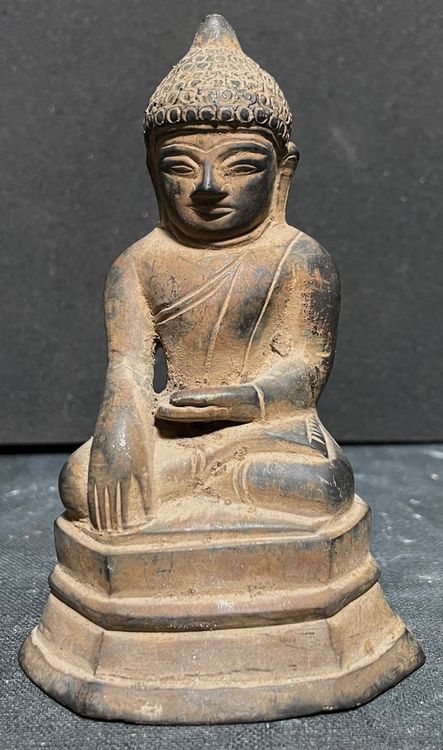 Alter Thai/Burma Bronze Buddha mit hellbrauner Patina | Kaufen auf Ricardo