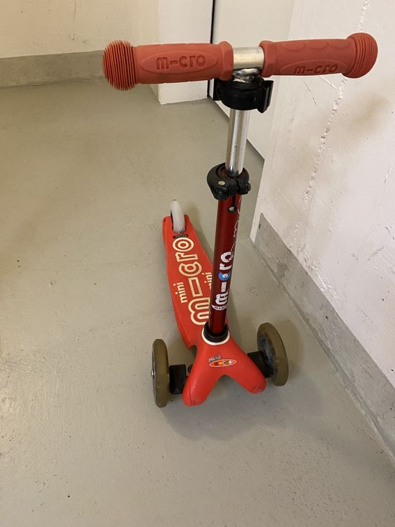 Micro Scooter Mini Deluxe rot, gebraucht (Gebraucht) in Meilen für CHF 25 – nur Abholung auf ...