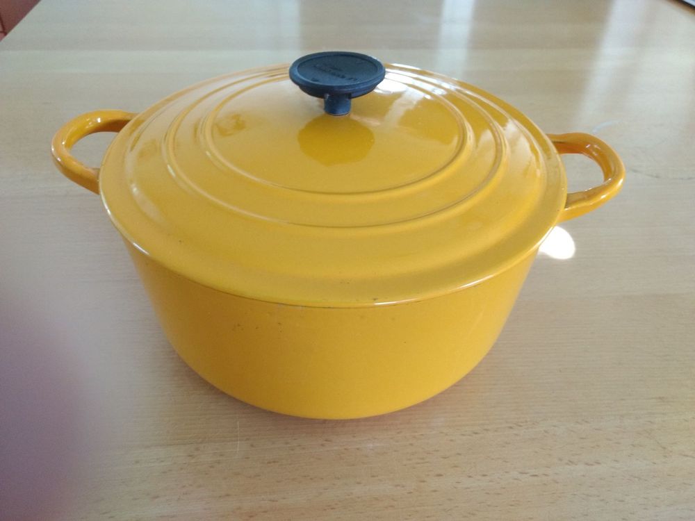 Le Creuset Topf 3 Liter (Gebraucht) in Zürich für CHF 191 – mit ...