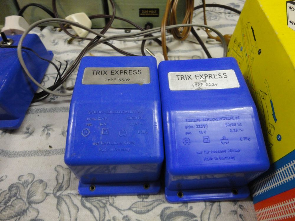 Trix Express Trafo und Steuergerät Konvolut H0 (Defekt) in Berikon für ...