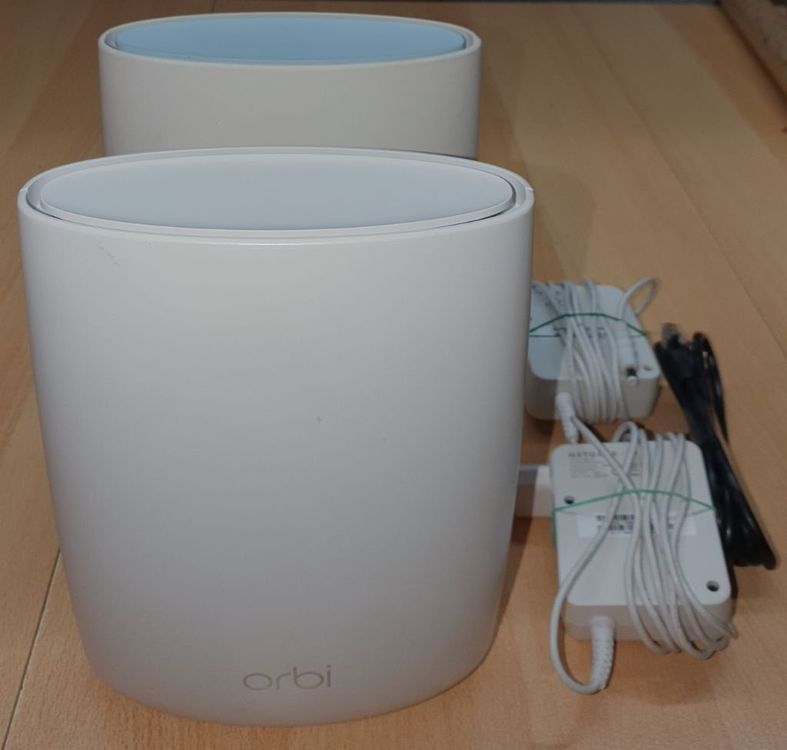 Netgear Orbi AC3000-Tri-Band-Mesh-System RBK50 (2er-Set) (Gebraucht) in ...