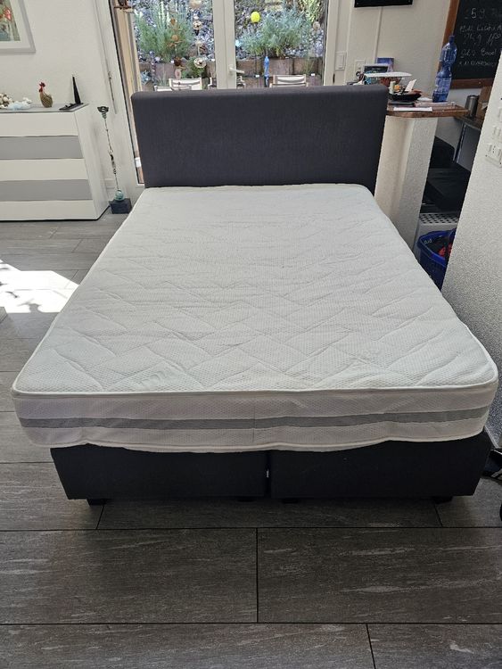 Boxspring Bett 140x200cm mit Matratze & neuem Topper (Gebraucht) in ...