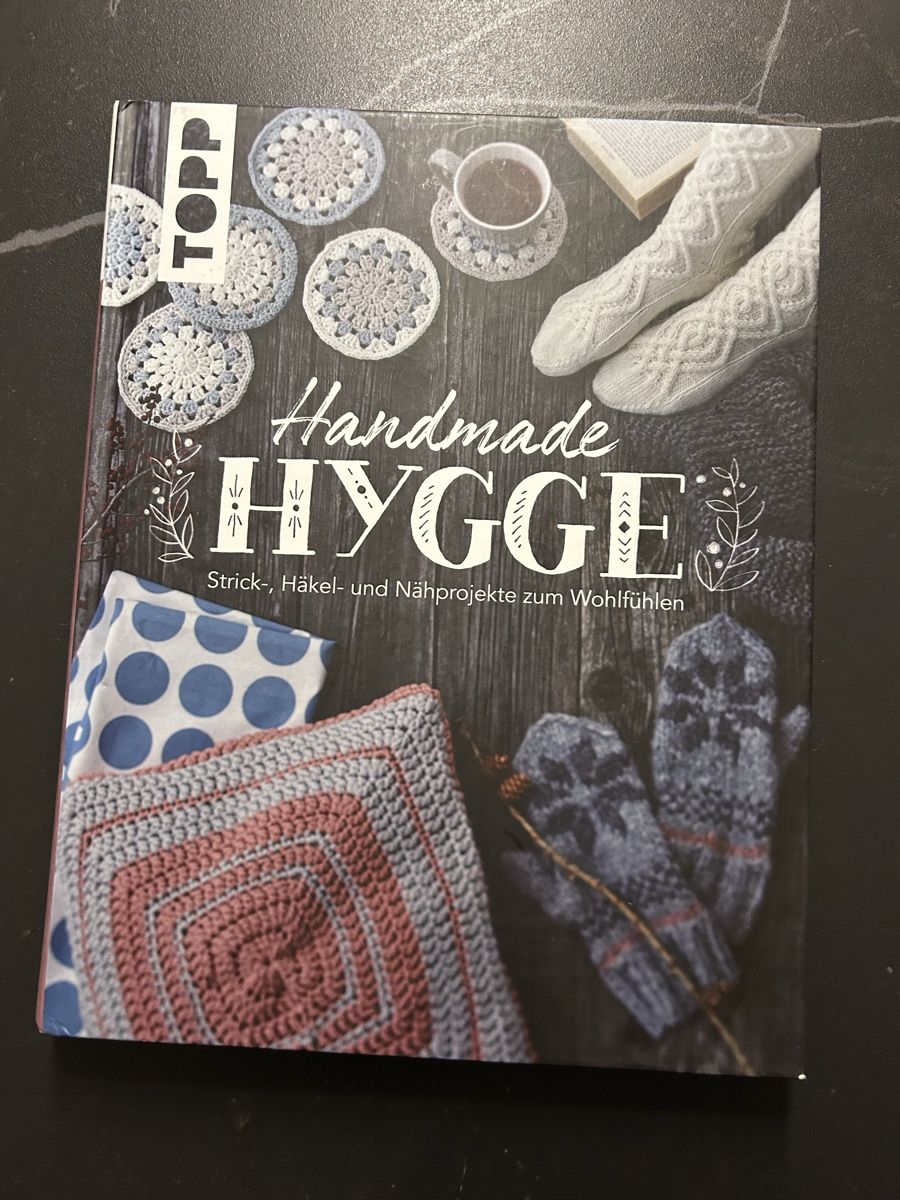 Handmade Hygge Buch: Strick-, Häkel- und Nähprojekte (Neu (gemäss ...