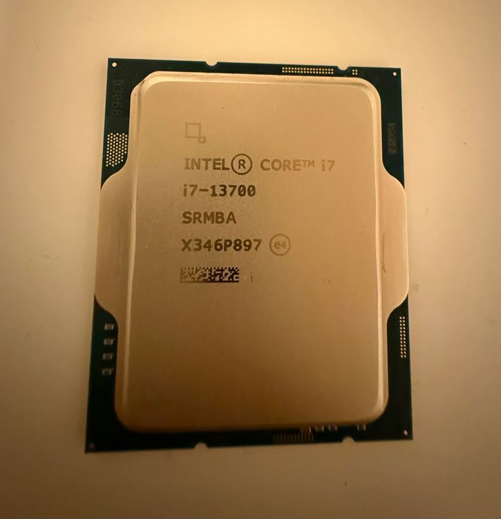 Intel Core i7 -13700 SRMBA (X346P897) (Gebraucht) in Bütschwil für CHF ...