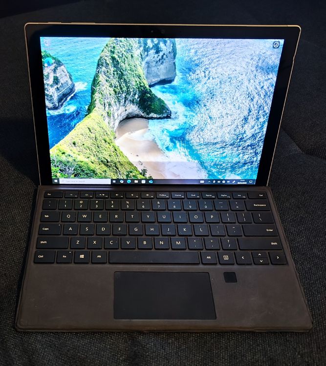 Surface Pro 4 - Tablet PC (Gebraucht) in ostermundigen für CHF 170 – mit Lieferung auf Ricardo ...