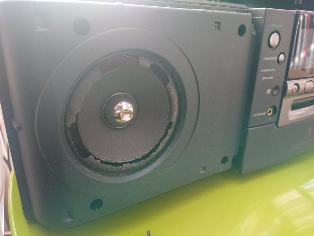 Sony ZS-M1 Minidisc Boombox (defect) (Defekt) in Farvagny-le-Grand für ...
