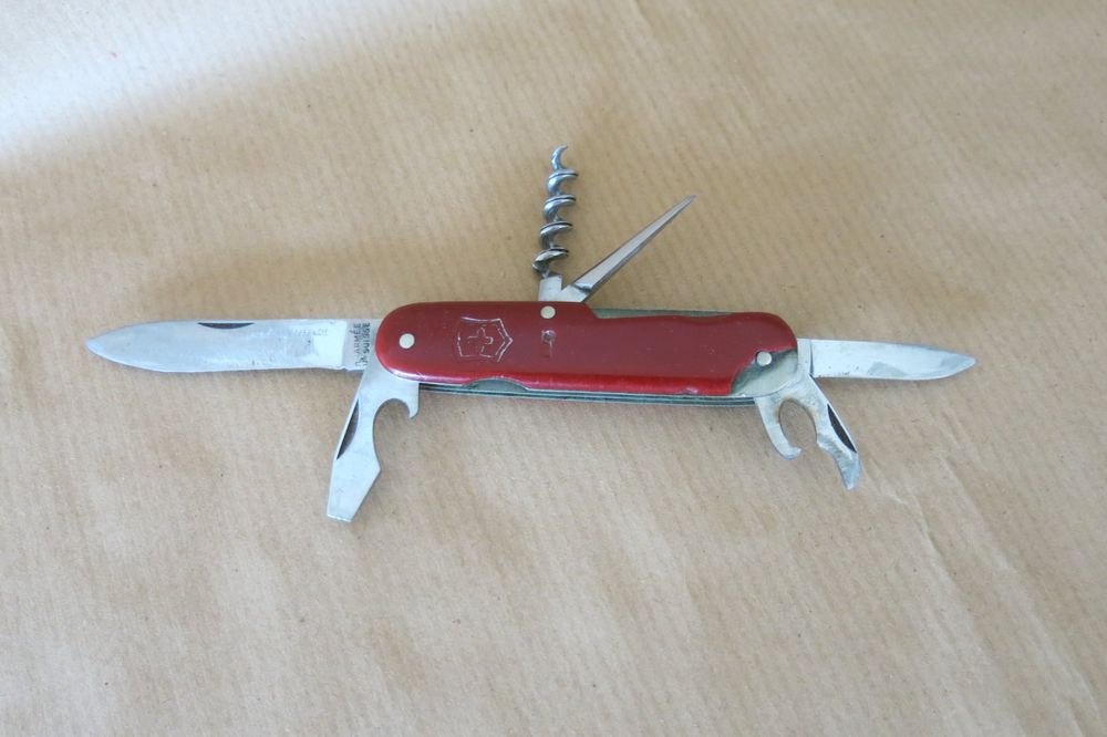 Victorinox Inoxyd Armee Suisse Offiziersmesser Sackmesser (Defekt) in ...