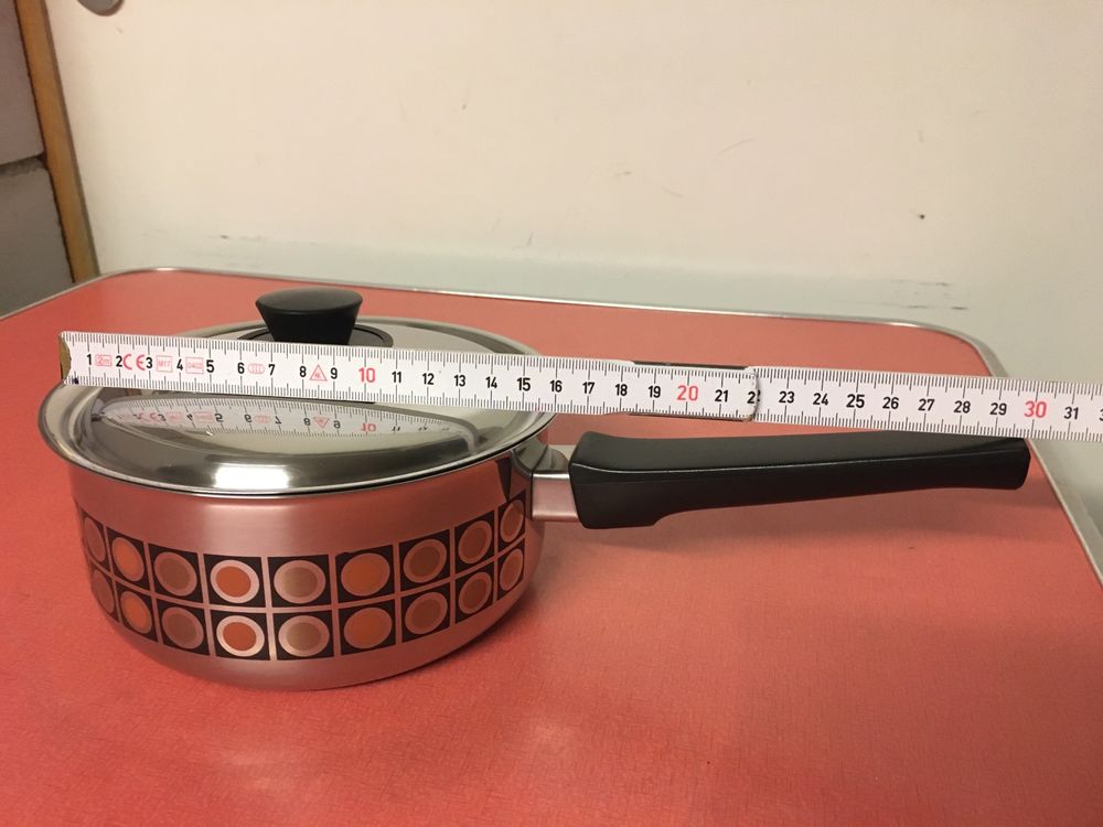 SIGG TOPF MIT STIHL,VOLL CHROMSTAHL 18/10 Switzerland. (Gebraucht) in Lanzenhäusern für CHF 25 ...