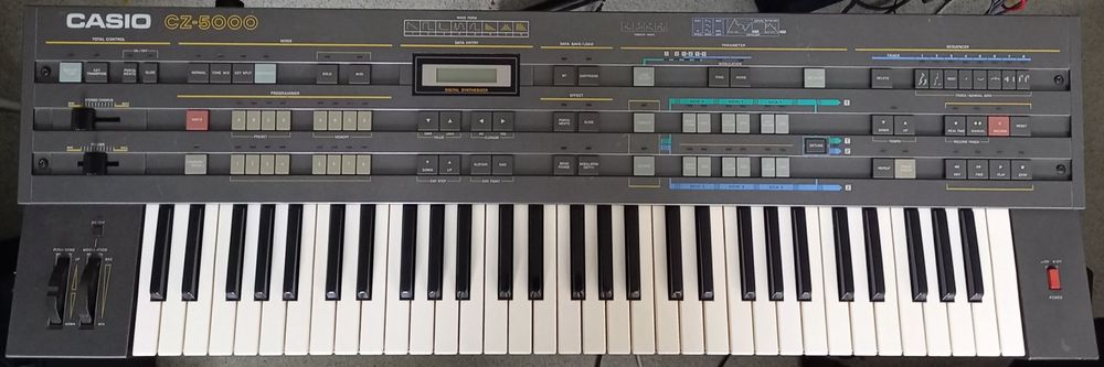 Casio CZ 5000 Synthesizer (Gebraucht) in Luzern für CHF 570 – nur Abholung auf Ricardo kaufen