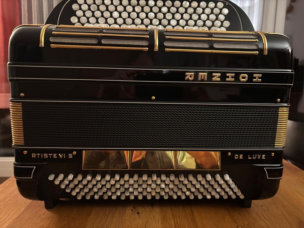 HOHNER Akkordeon – De Luxe / Artist-Serie (6S) (Gebraucht) in Benglen ...