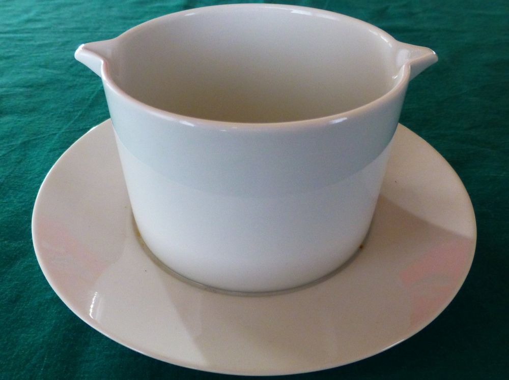 Thomas Sauciere weiss (Gebraucht) in Schwarzenburg für CHF 12 – mit ...