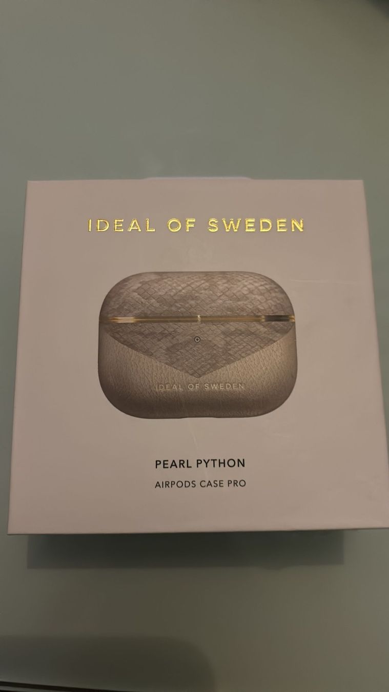 Ideal of Sweden AirPods Pro Case - Pearl Python, Neu! (Neu und ...