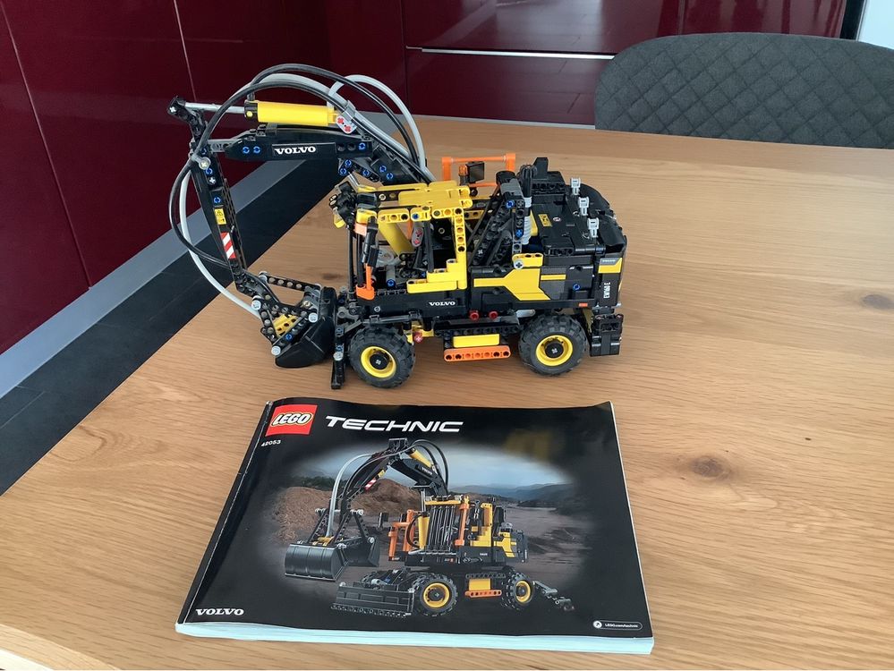 Lego Technik Volvo 42053 komplett mit Anleitung | Kaufen auf Ricardo