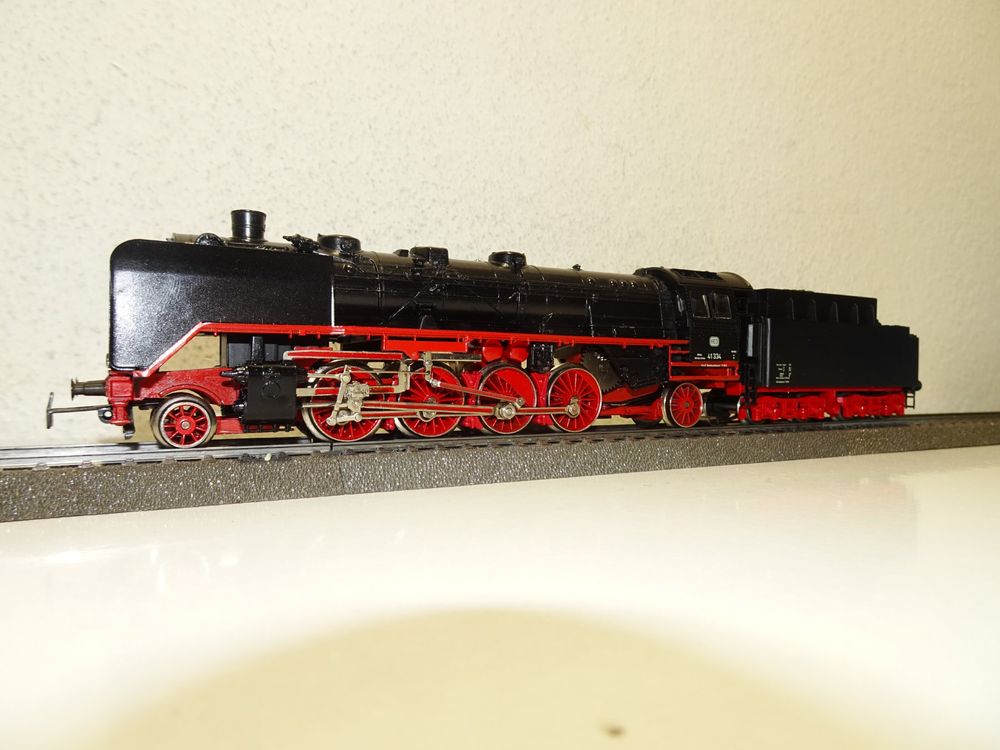 Märklin Lokomotive DB Br 41 334 HO 3082 (R1) (Gebraucht) in Luzern für ...