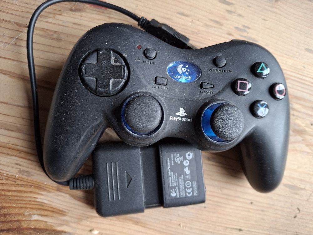 Logitech Play Station Controller (Gebraucht) in Aadorf für CHF 1 – nur ...