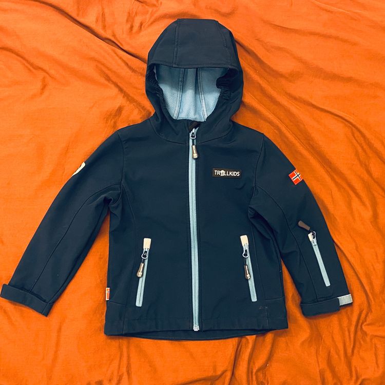 Softshell-Jacke von Trollkids Gr. 110 (Gebraucht) in Magden für CHF 10 – mit Lieferung auf ...