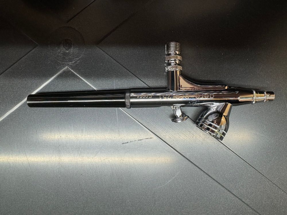 Airbrush Pistolen Hansa und Vega 2000 | Kaufen auf Ricardo