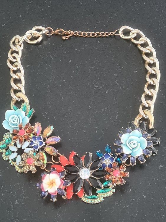 Extravagante Statement Kette (Neu und originalverpackt) in St. Gallen für CHF 30 – mit Lieferung ...