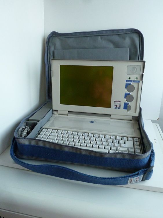 Ordinateur portable vintage Olivetti M15 (Gebraucht) in Petit-Lancy für ...