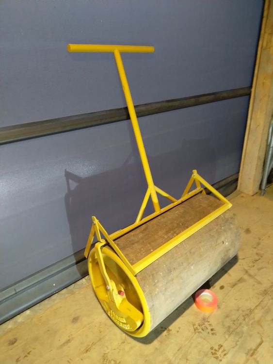 Rasenwalze Walze Ammann Langenthal (Gebraucht) in Melchnau für CHF 255 ...