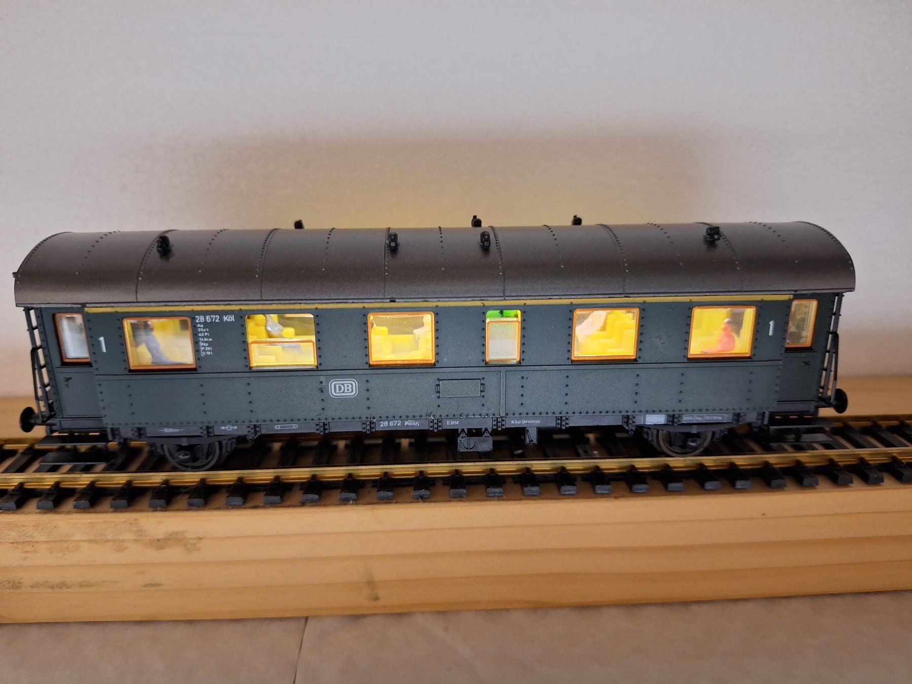 Roco Donnerbüchse der DB. Ep. III mit LED (Gebraucht) in Werthenstein ...