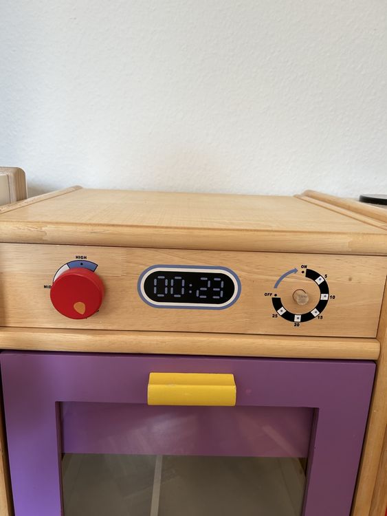 Holzküche Herd und Spühlmaschine (Gebraucht) in Zürich für CHF 25 – nur ...