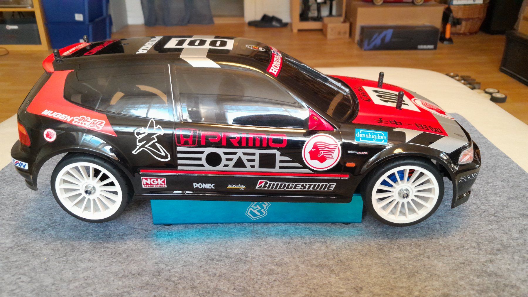 TAMIYA 1/10 HONDA CRX IDEMITSU MOTION AUF FF-01 CHASSIS (Gebraucht) in ...