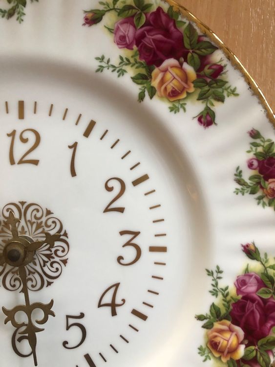 Wanduhr Royal Albert "Old Country Roses" mit grossen Zahlen | Kaufen ...