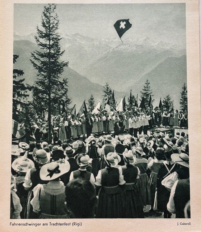 Gaberell, Rigi, Fahnenschwinger am Trachtenfest 1944, k.AK (Gebraucht) in Frauenfeld für CHF 3.8 ...