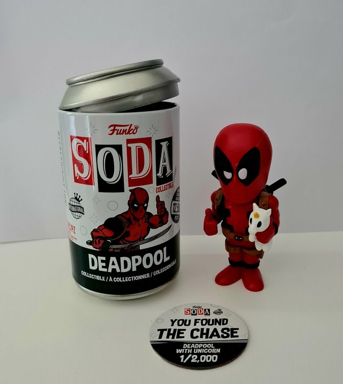 Funko Pop Deadpool with unicorn Soda Chase 1/2000 (Neu und ...
