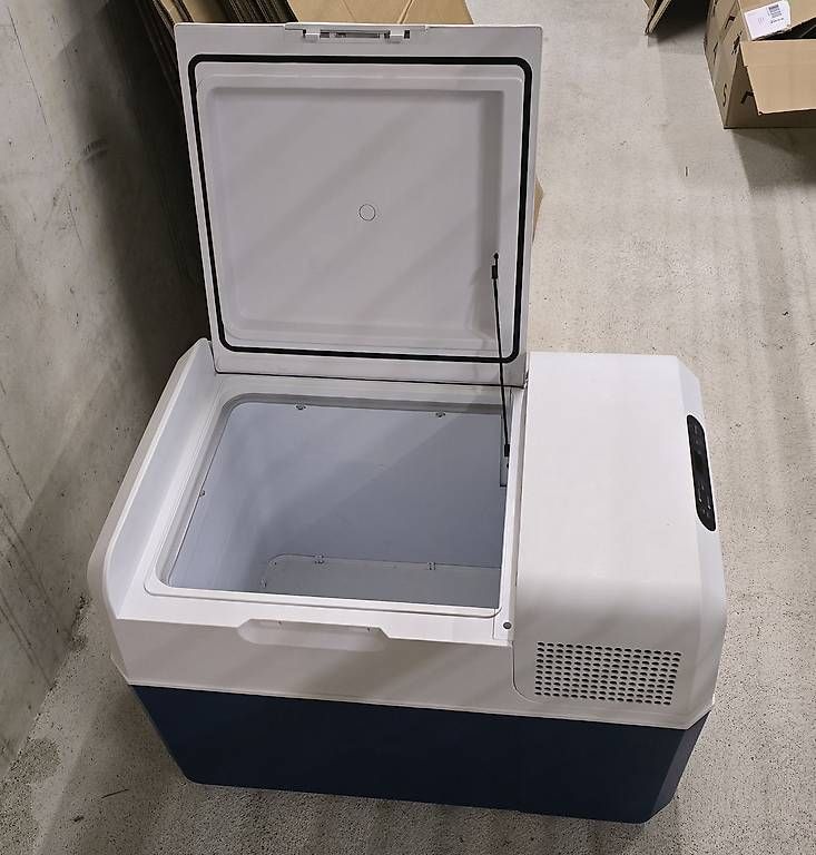 Kompressor Kühlbox Mobicool MCF 60 z.B. für Camping (Gebraucht) in ...