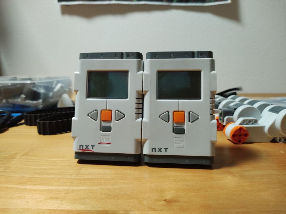 2stk LEGO Mindstorm NXT 2.0 +Zubehör (Gebraucht) in Langnau i.E. für ...