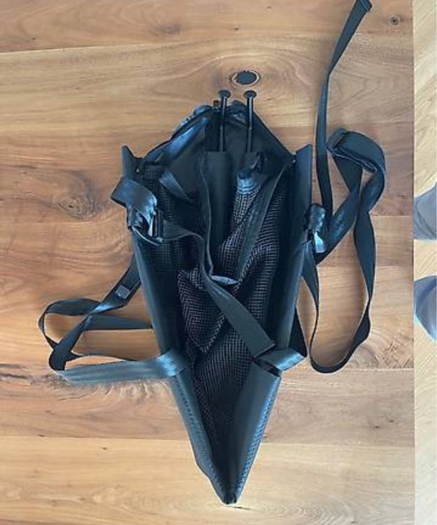 Original Volvo V60 Trennnetz ab BJ 2019 | Kaufen auf Ricardo