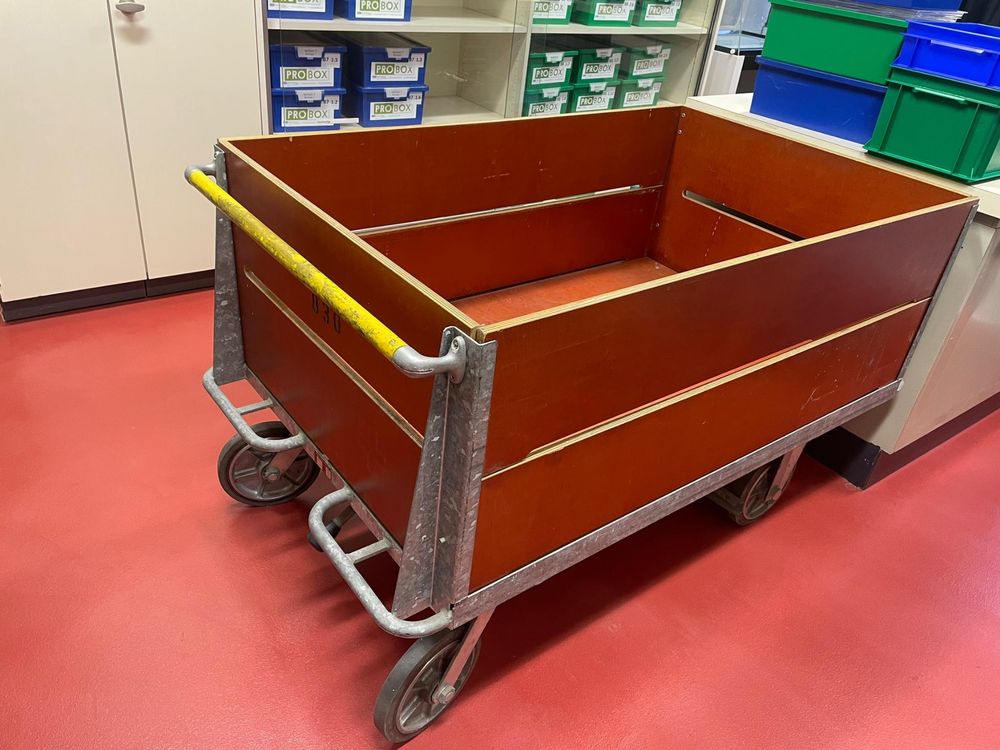 Alter Postwagen Transport wagen (Gebraucht) in Zürich für CHF 350 – nur ...
