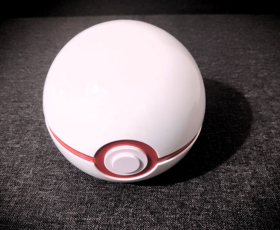 Premier Ball Deckbox aus Pokemon Go Raid Collection (#1) | Kaufen auf ...