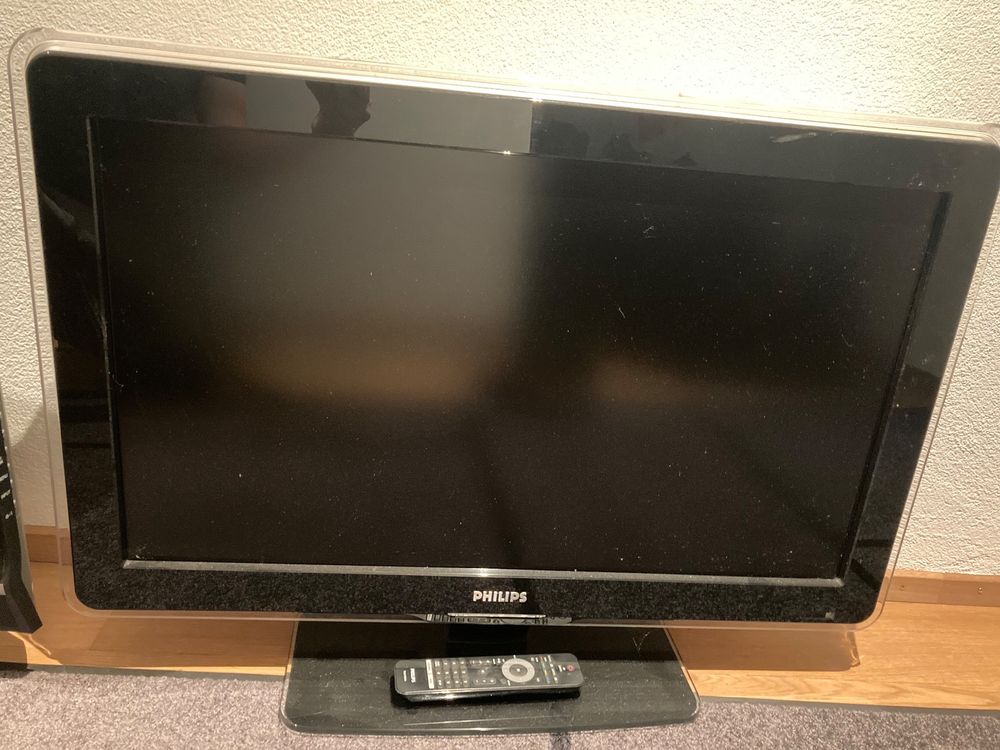 Alter TV (Gebraucht) in Ersigen für CHF 2 – nur Abholung auf Ricardo kaufen